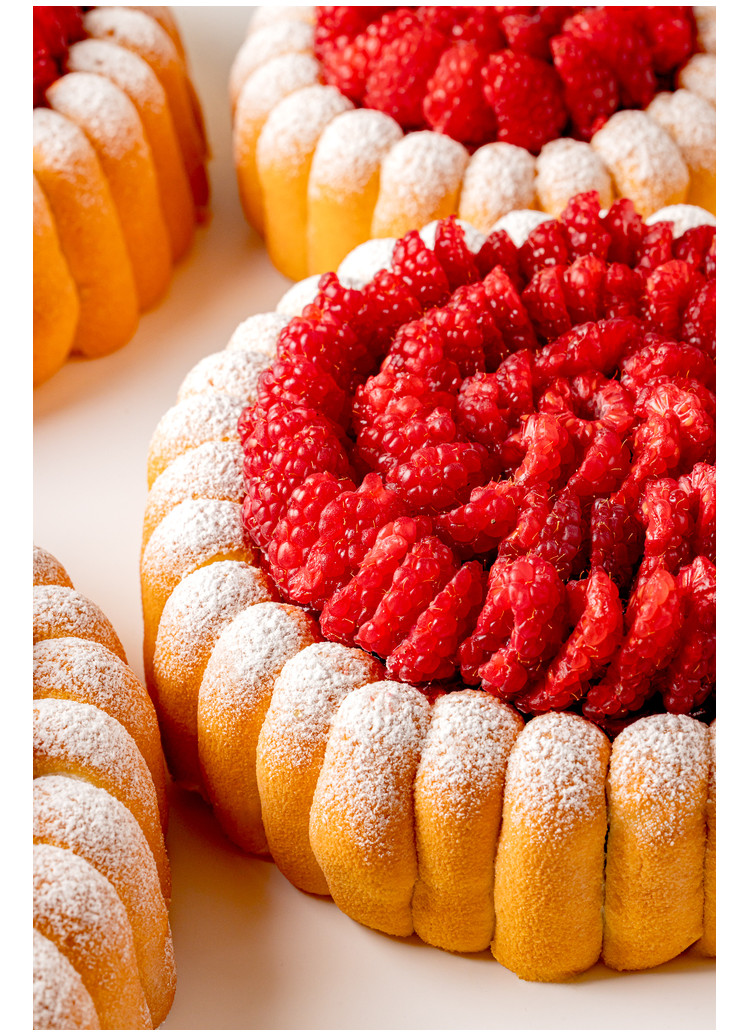 Raspberry Charlotte Trompe l'Œil